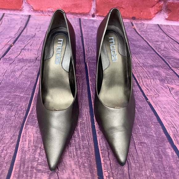 Moda Spana | Shoes | Nwot Moda Spana Grey Pointed Toe Heels | Poshmark
